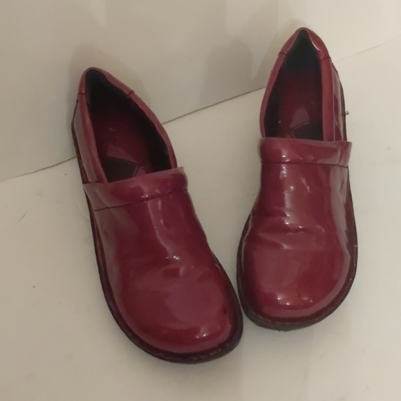 boc | Shoes | Boc Red Patent Leather Clogssz 7 | Poshmark